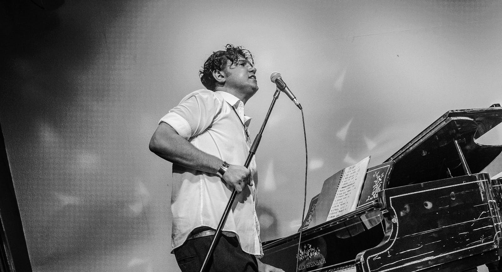 The Ezra Lee Trio with special guest Paulie Bignell - Classic Cinemas